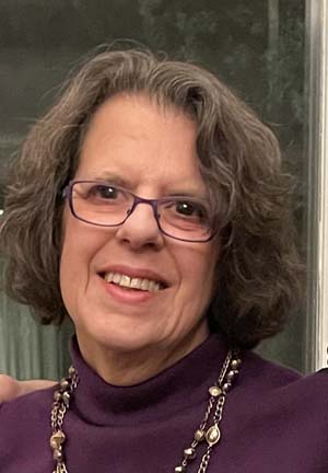 October Artist Spotlight - Meet Lynn Dennis - Wellesley Society of Artists